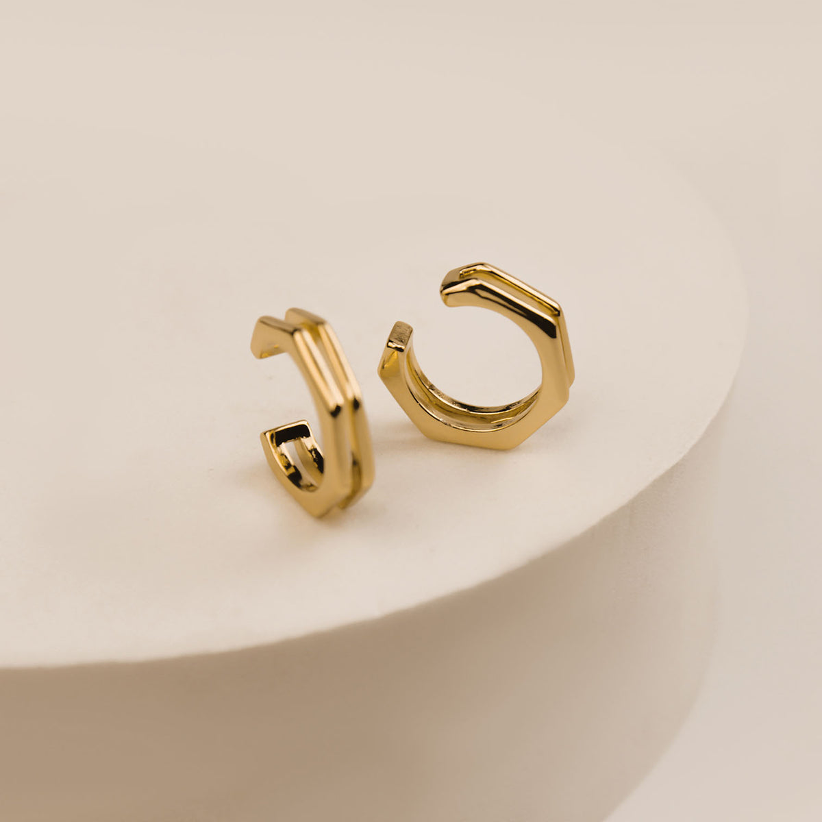 Cuff tendril – TagsBrands™ By Crearte Group LLC.